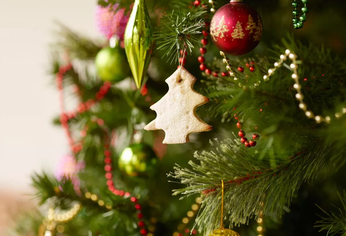 123 Naff Christmas Jokes That Sleigh And Groan In Equal Measure ...